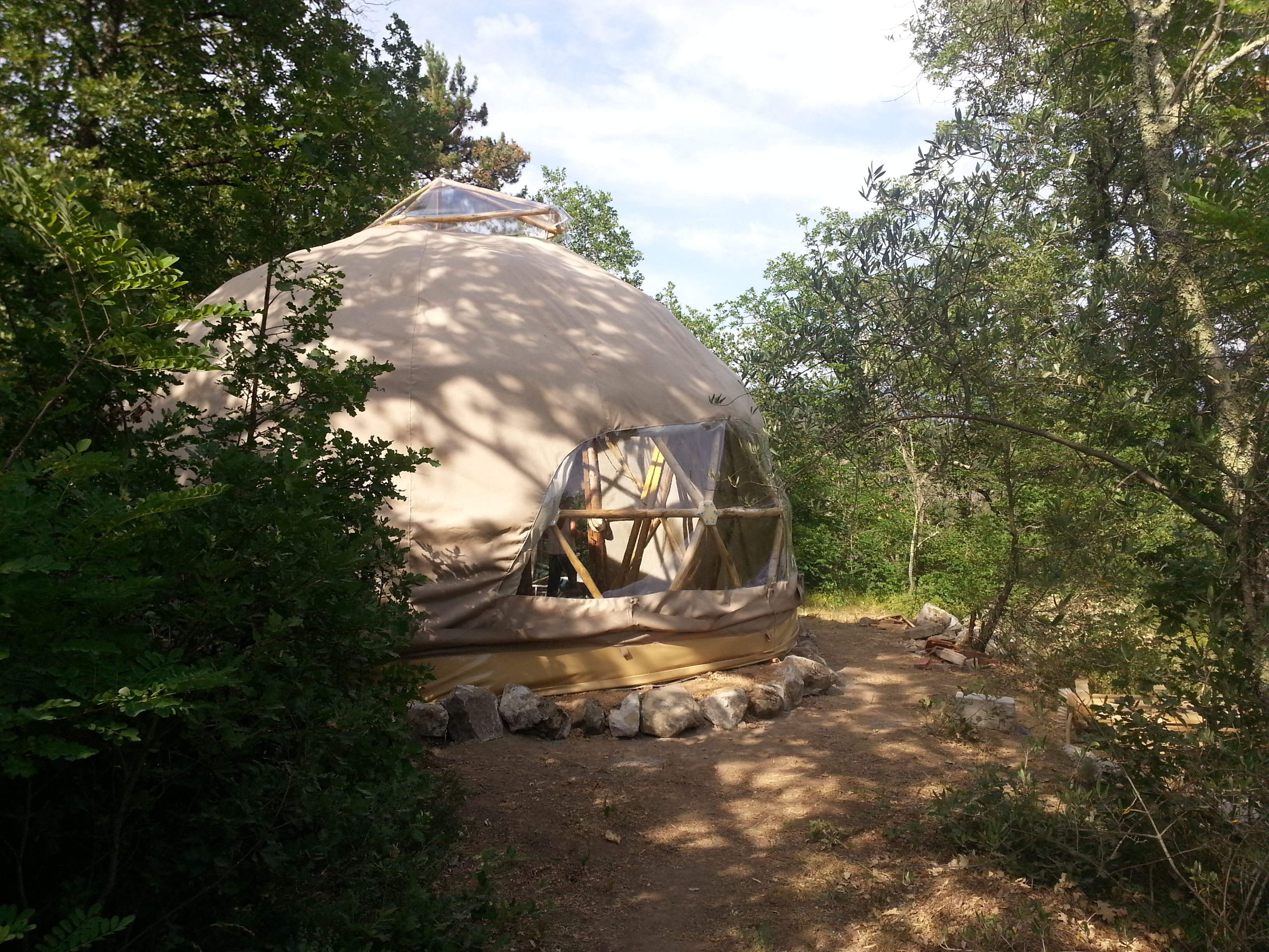 Les Dômes en Toiles – La maison dôme