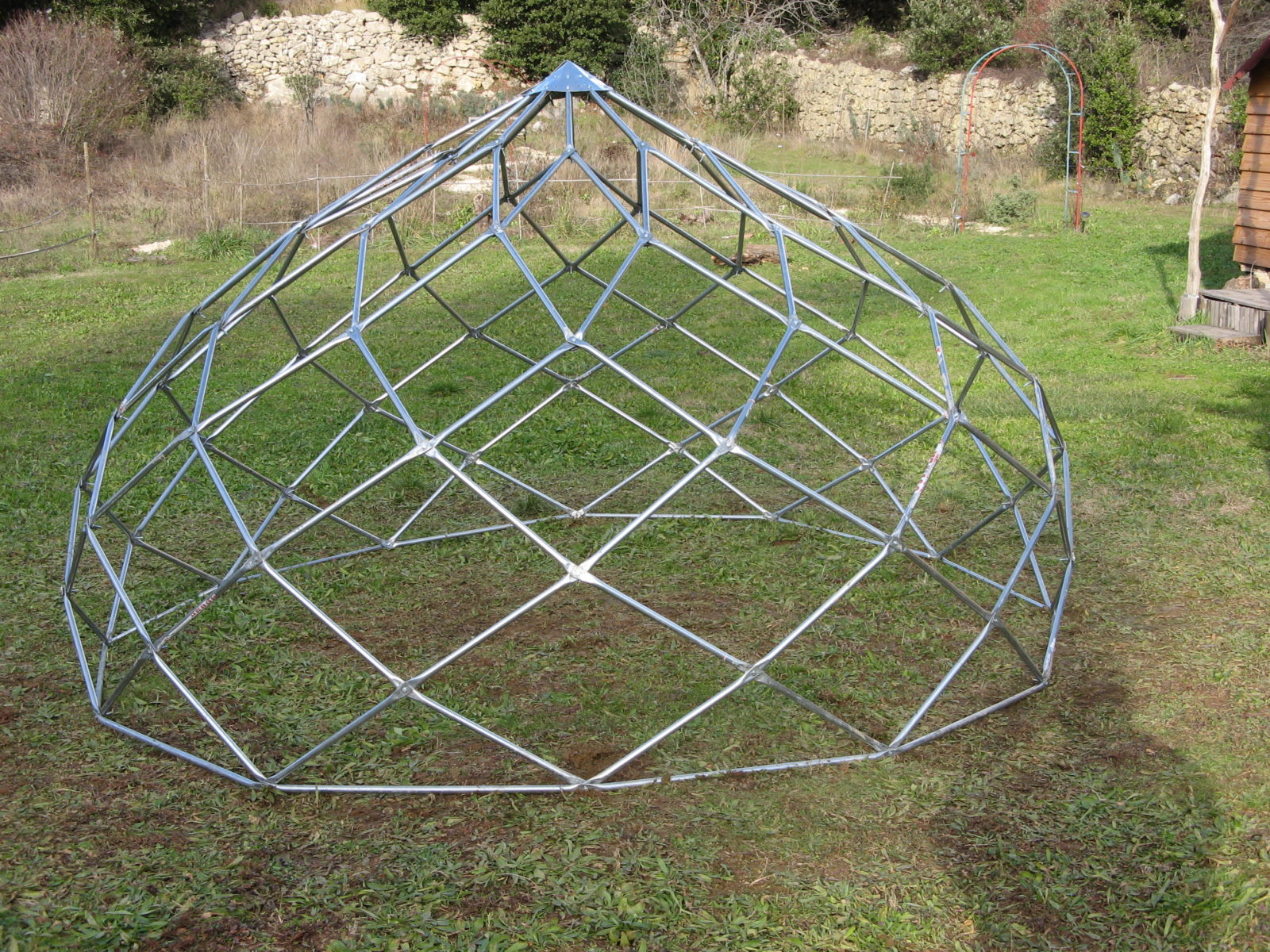 Les Zomes – La maison dôme